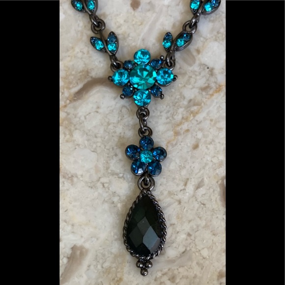 Vclm | Jewelry | Vclm Turquoise Blue Crystal Flower Vine Drop Pendant ...